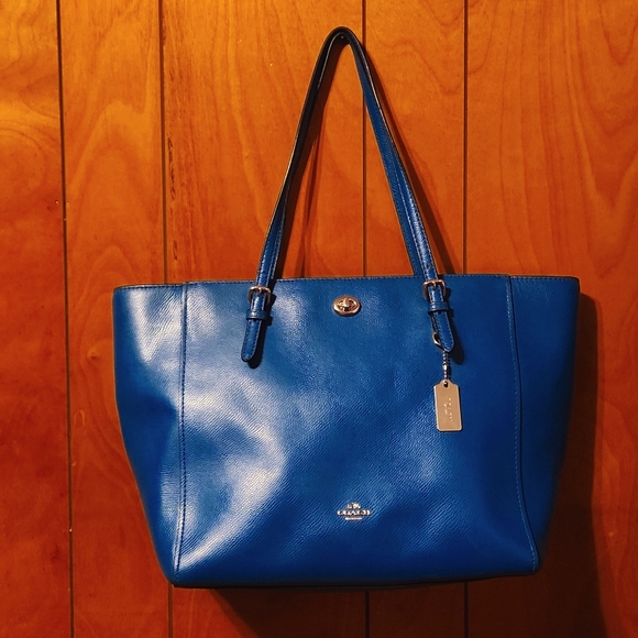 Coach | Bags | Coach Turn Lock Tote | Poshmark